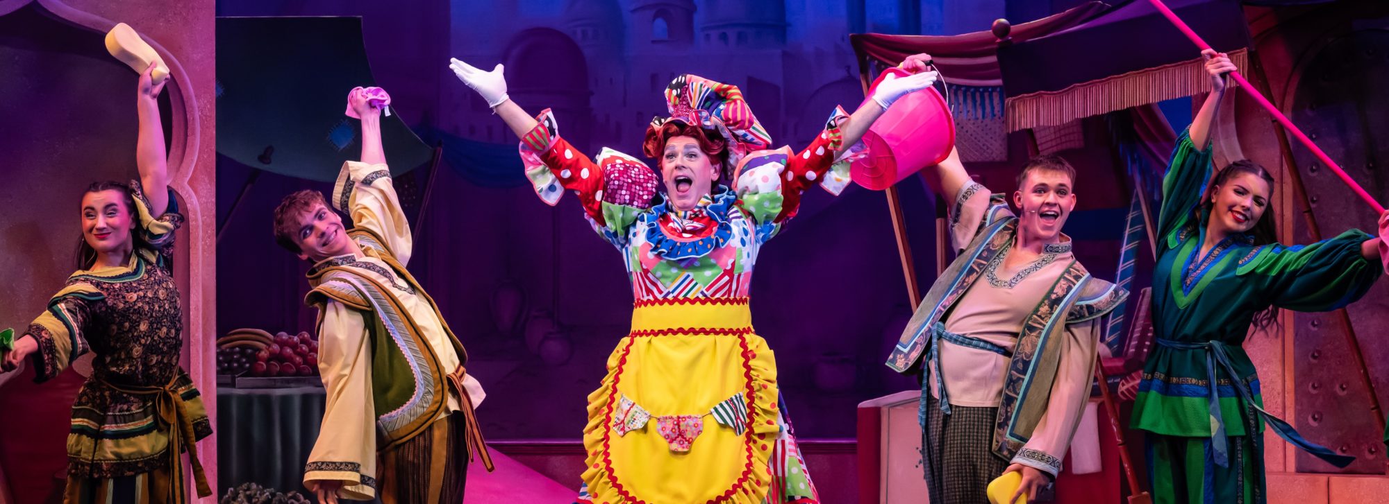 Swankey Twankey - dressed to impress - Lighthouse