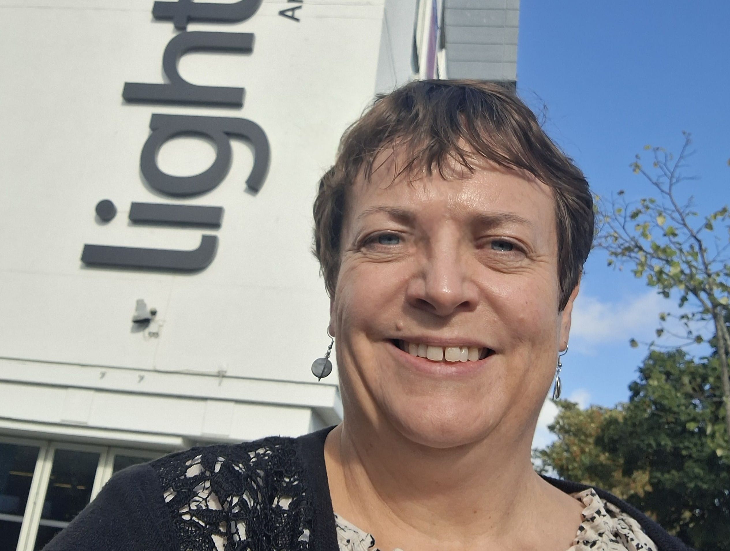 Jenny's ready to make a connection: 'It's all about people' - Lighthouse